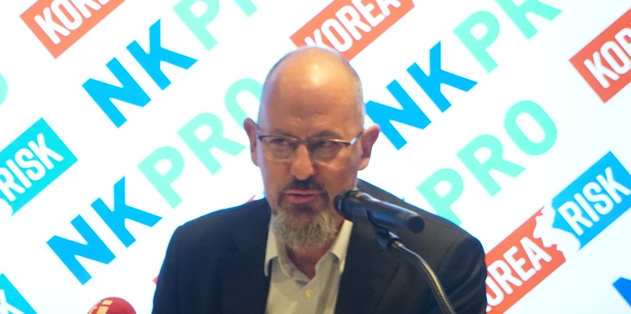 "중-러 대표가 北 화성-17 앞에서 박수치는 것이 대북제재 실상" 중국 러시아 방해로 추가제재 못하고 교착상태 빠진 대북제재